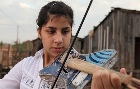 Landfill Harmonic - La orquesta de los reciclados (Paraguay) :: EcoArte